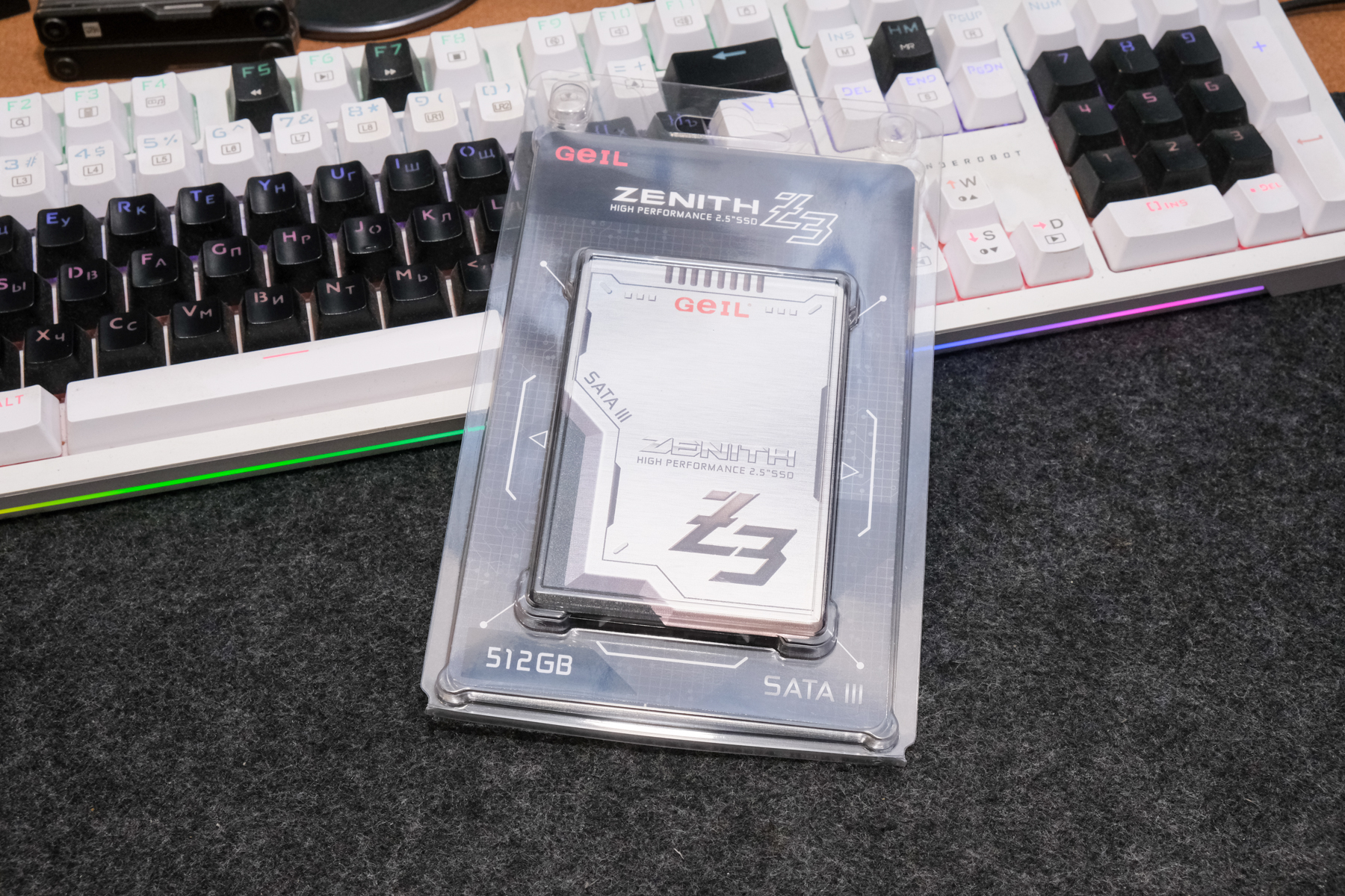 Обзор SSD-диска GeiL Zenith Z3 512 ГБ: качественно и бюджетно / HDD ...