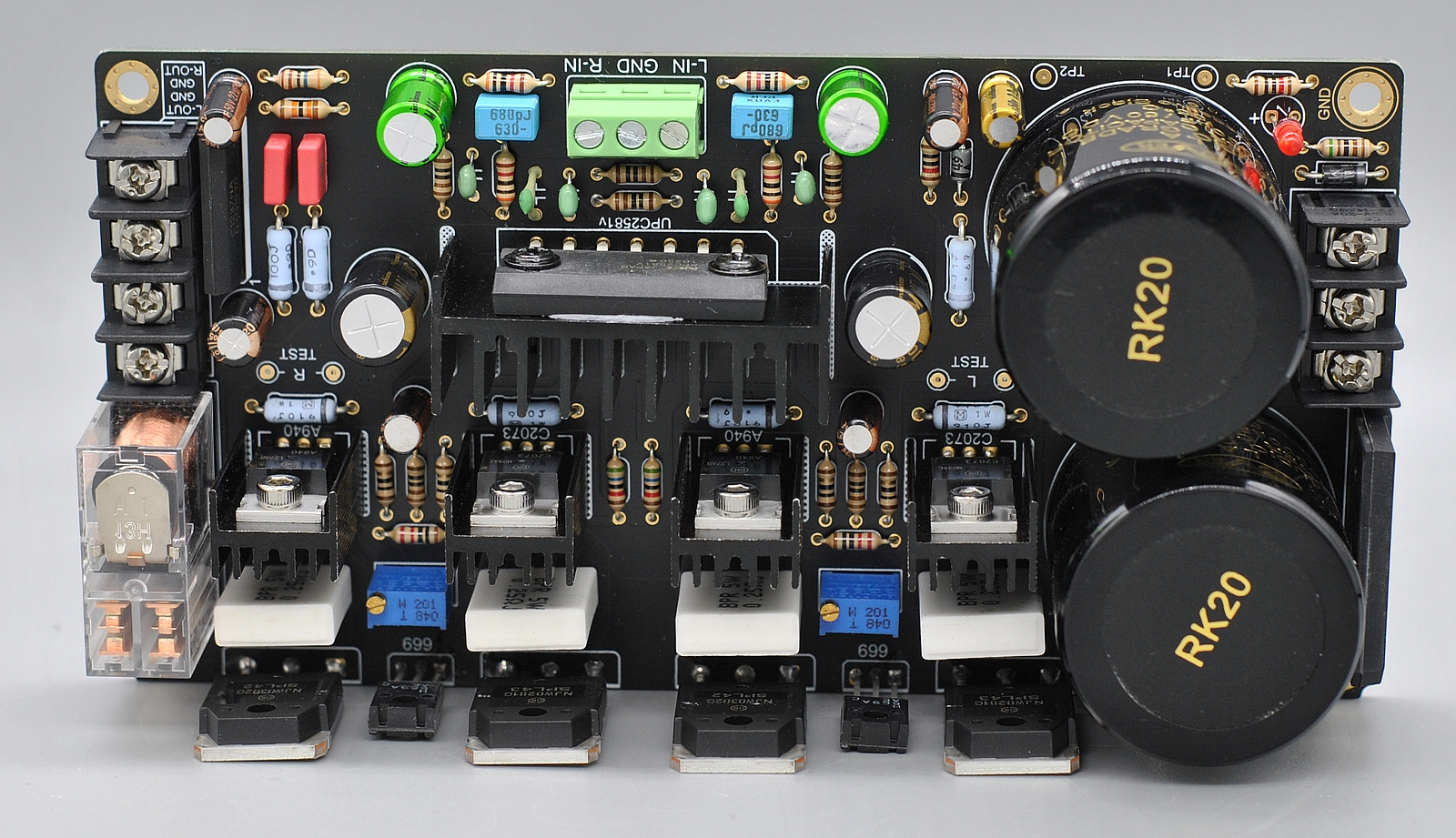 Обзор платы аудиоусилителя класса AB UPC2581V: темная лошадка / Аудио и ...