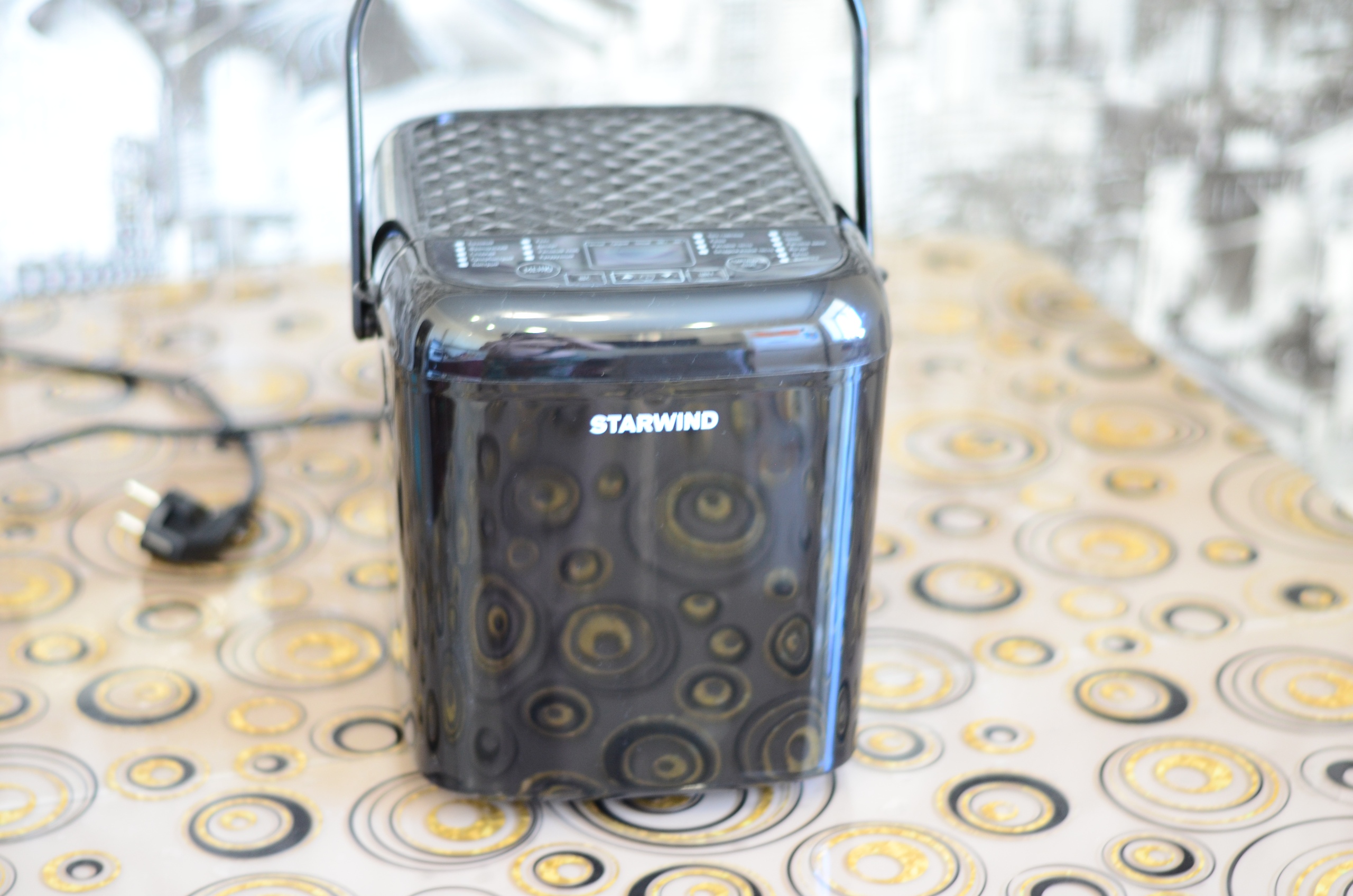 Обзор хлебопечки Starwind SBM1083 (500 Вт) / Комфортный дом и бытовая техника / iXBT Live